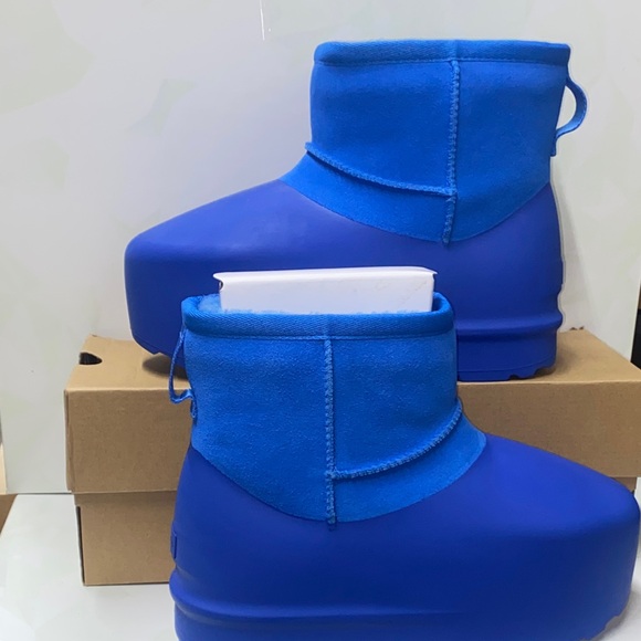 UGG | Shoes | Ugg Classic Mini Pumped Molded | Poshmark
